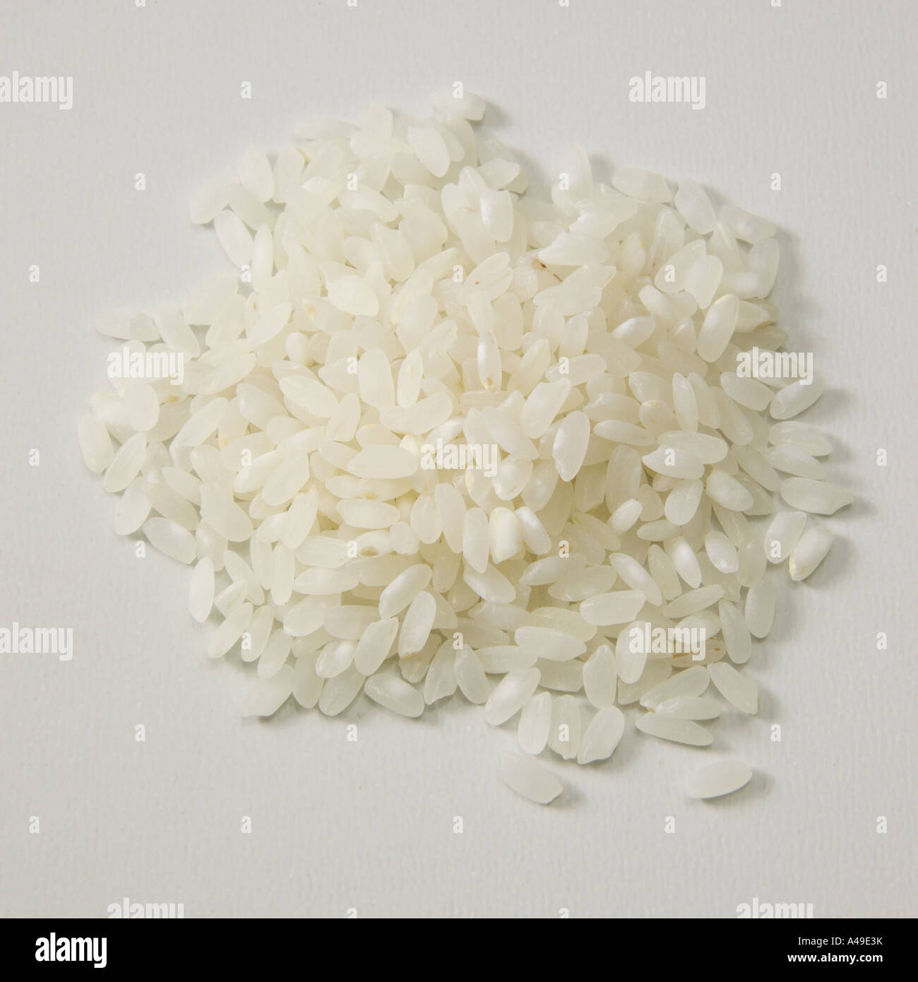 White rice grain shapes hi-res stock photography and images - Alamy