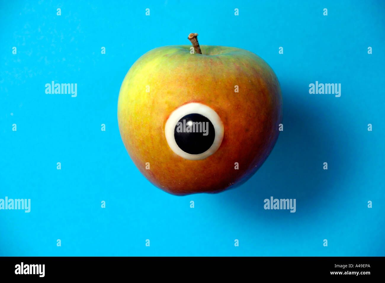 apple of my eye Stock Photo - Alamy