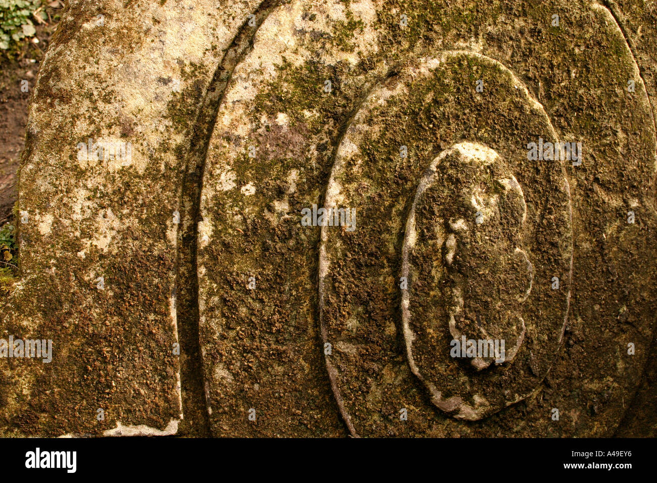 Carving stone spiral hi-res stock photography and images - Alamy