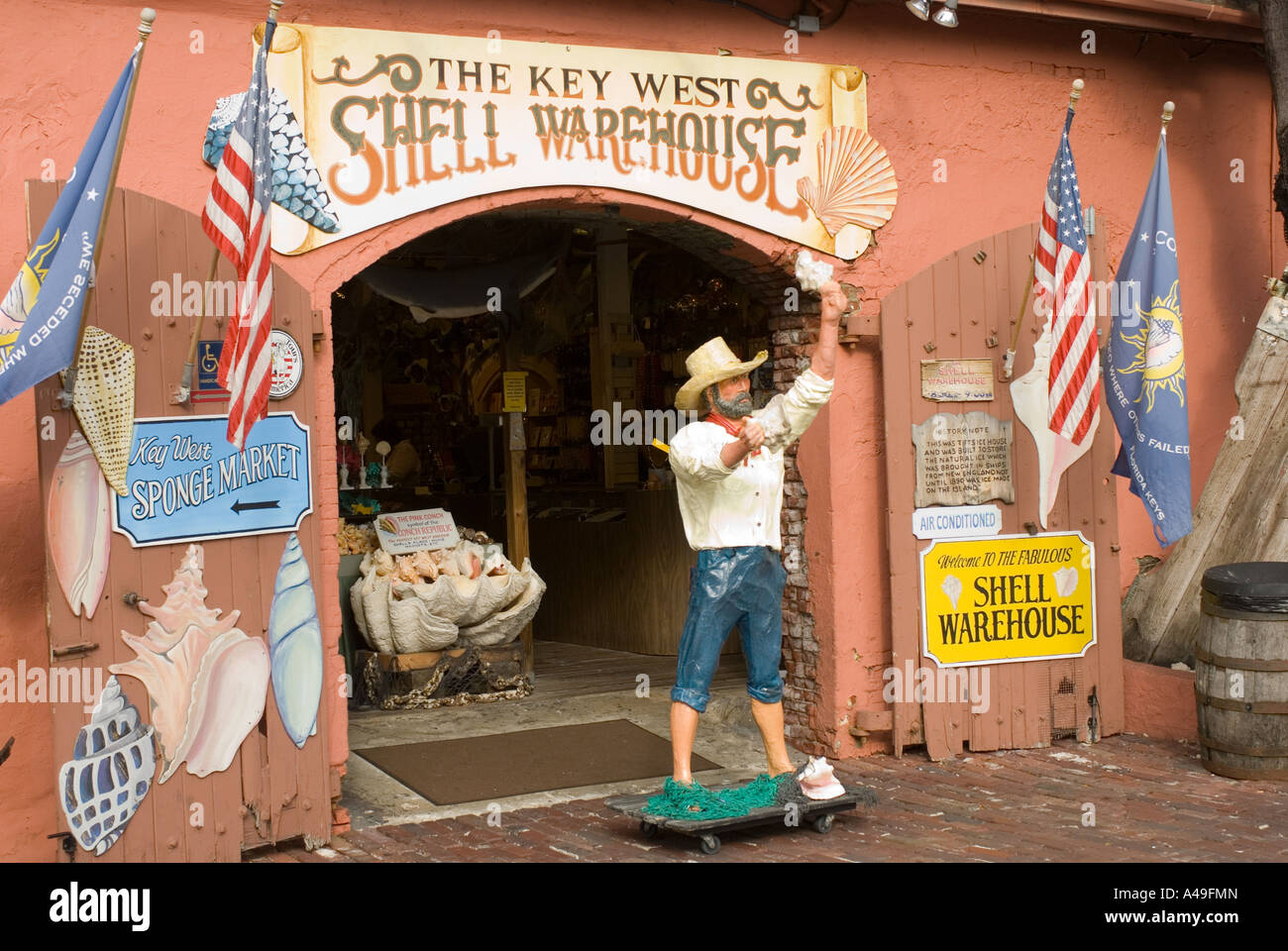 Florida key west shell warehouse hi-res stock photography and images ...