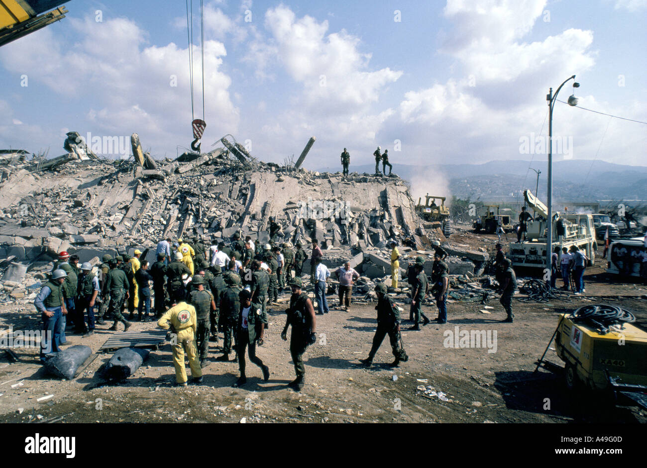 Beirut 1983 bombing hi-res stock photography and images - Alamy