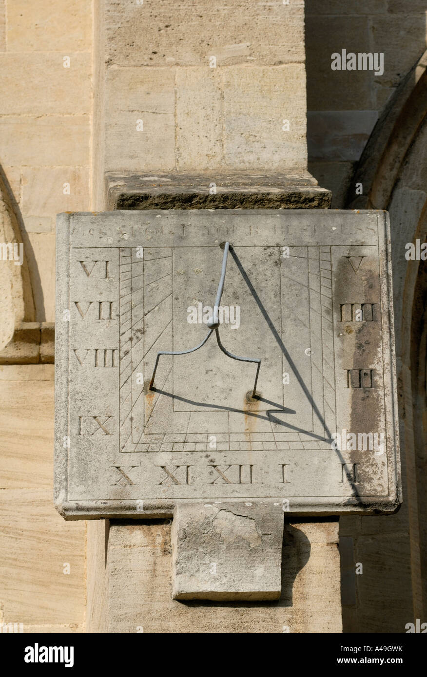 Sundial gnomon clock hi-res stock photography and images - Alamy