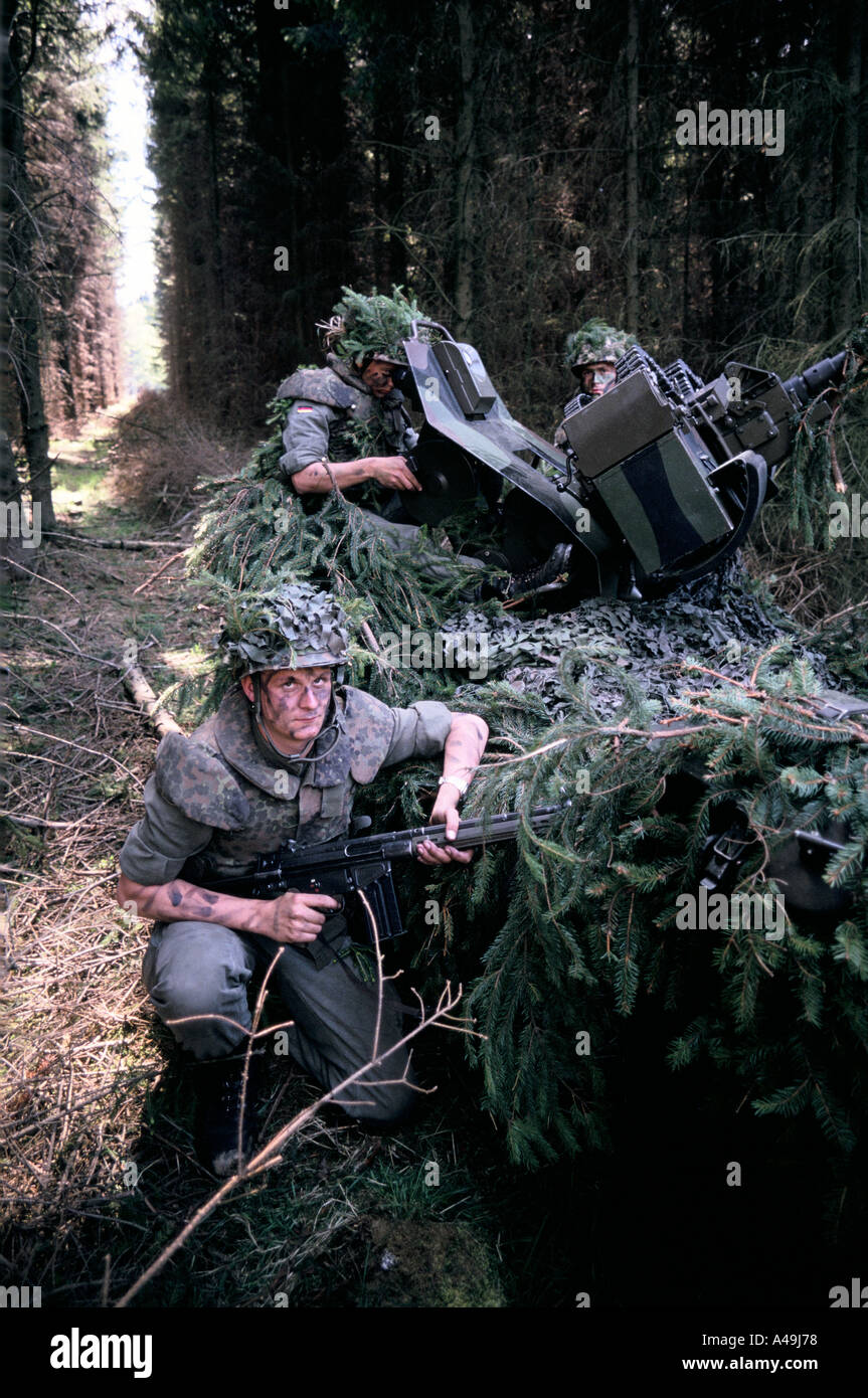 German paratroopers High Resolution Stock Photography and Images - Alamy