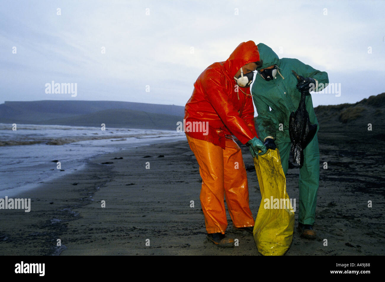 Shetland oil disaster hi-res stock photography and images - Alamy