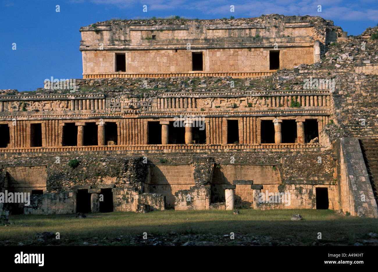 El Gran Palacio Sayil Yucatan Mexico Central America Stock Photo - Alamy