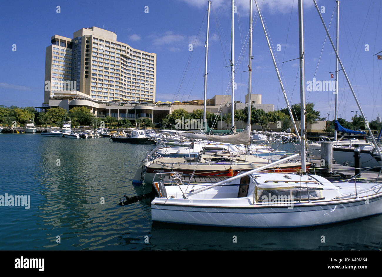 Uae abu dhabi 1990 High Resolution Stock Photography and Images - Alamy
