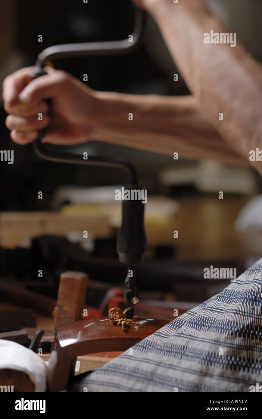 Side profile carpenter holding hi-res stock photography and images - Alamy