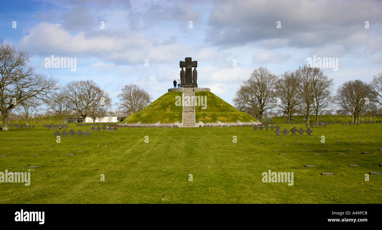 Central tumulus tomb hi-res stock photography and images - Alamy