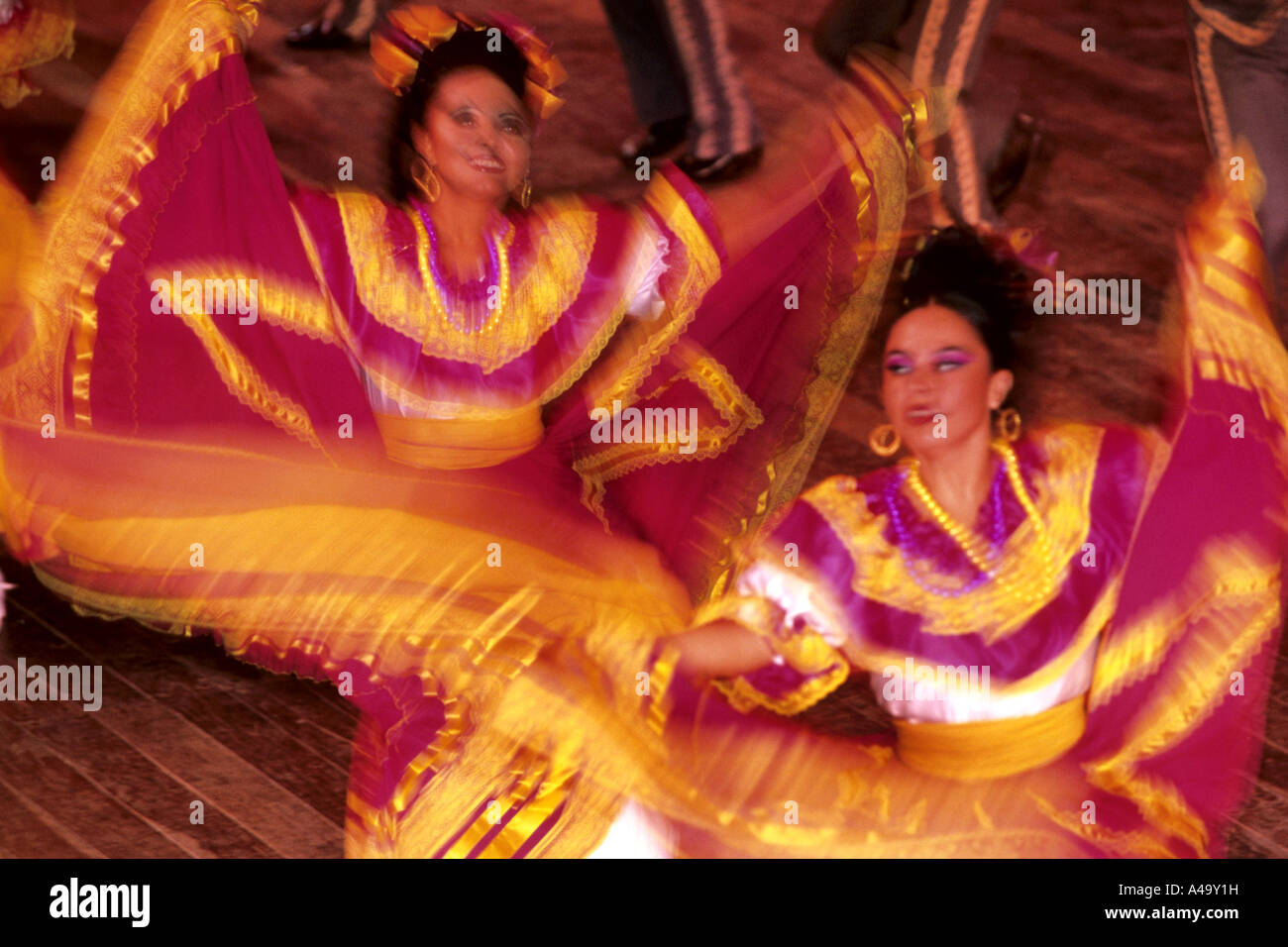 Dancers carnival in trinidad hi-res stock photography and images - Alamy