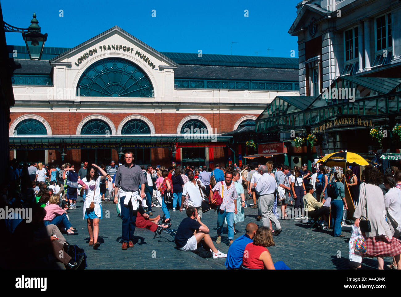 The london transport museum hi-res stock photography and images - Alamy