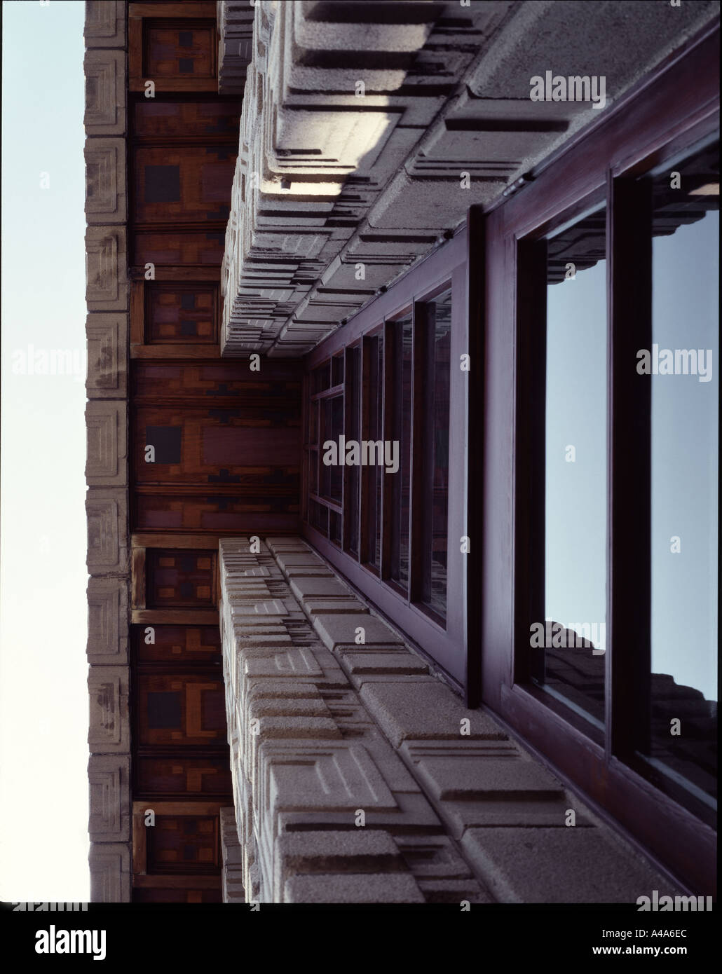Frank lloyd wright house 1923 hi-res stock photography and images - Alamy