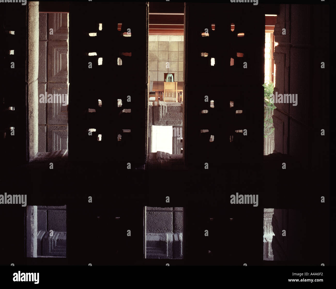 1920s house interiors hi-res stock photography and images - Alamy