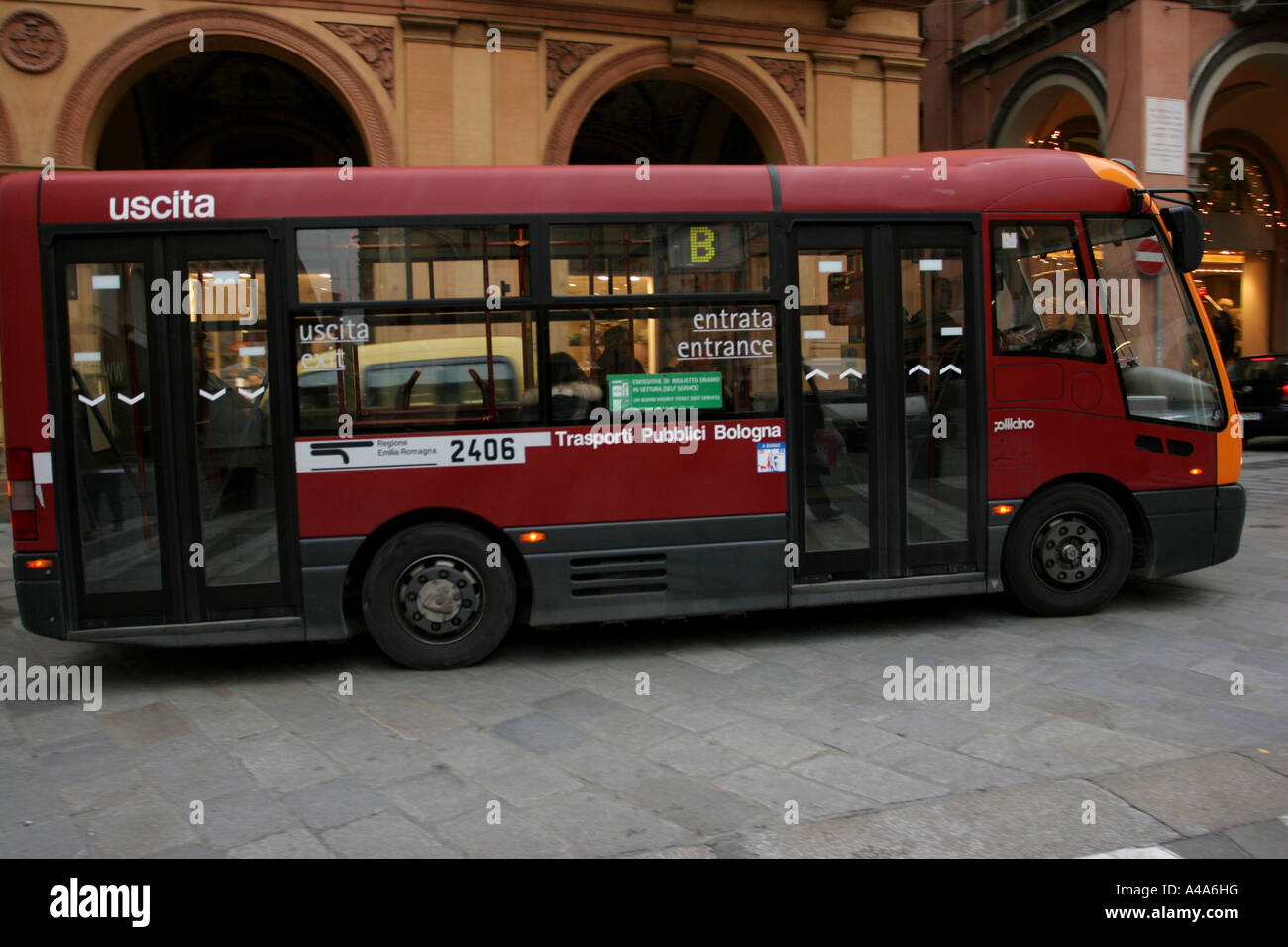 Bologna bus hi-res stock photography and images - Alamy