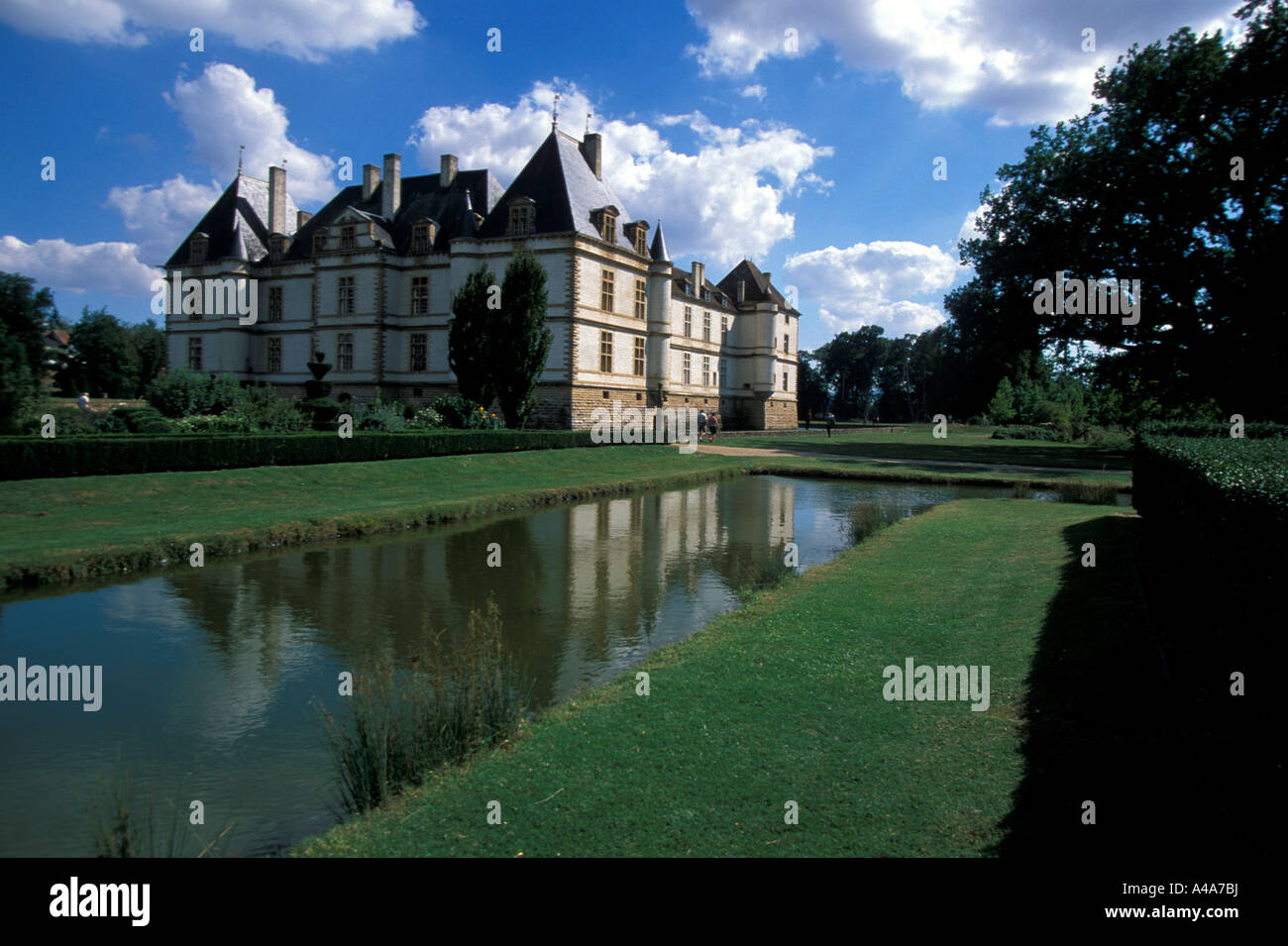 Cormatin castle hi-res stock photography and images - Alamy