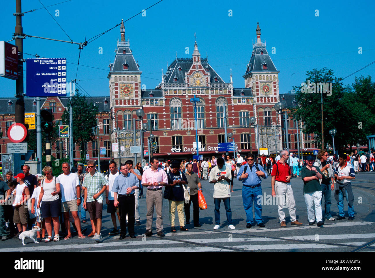 Central amsterdam street hi-res stock photography and images - Alamy