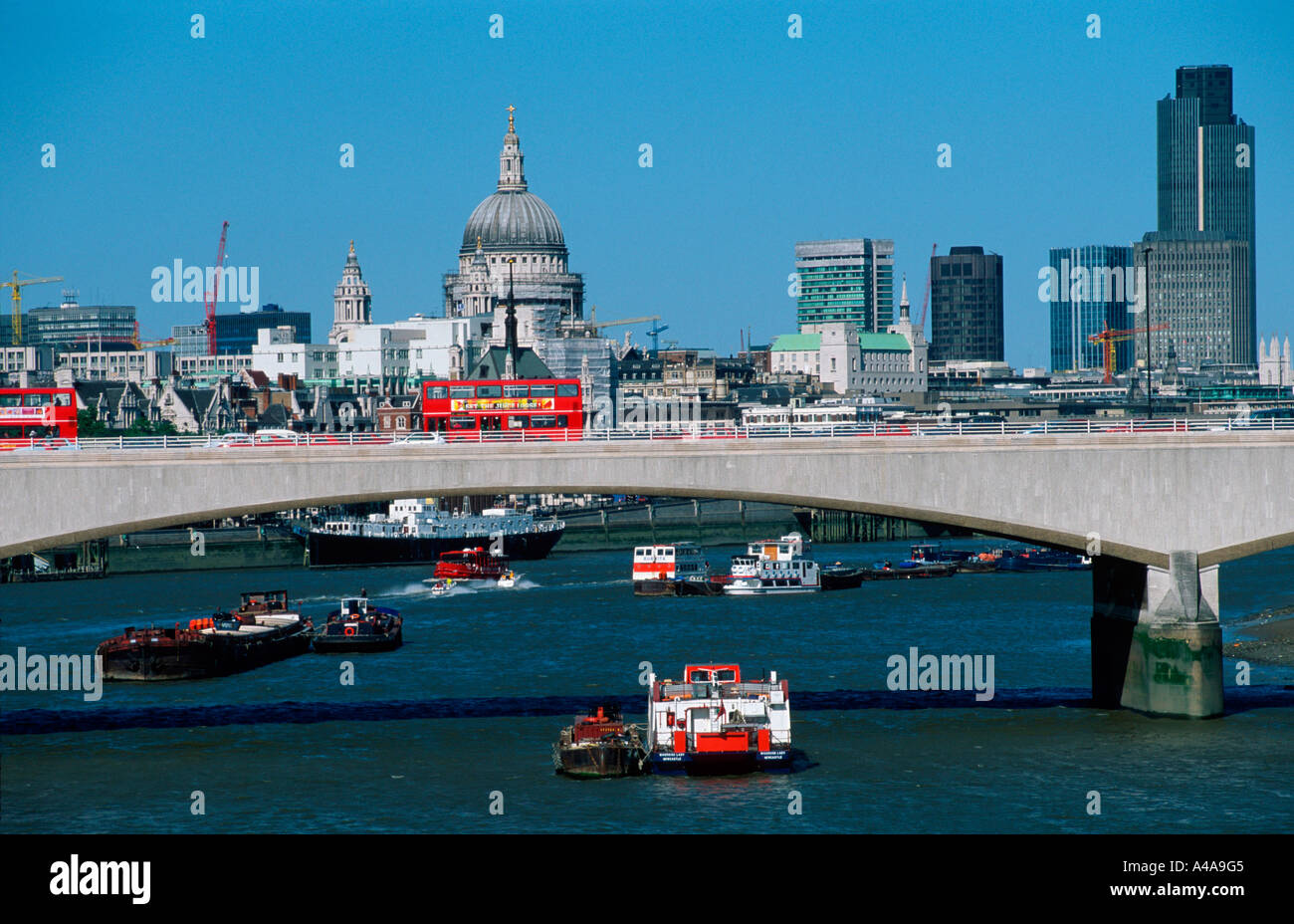 Ships on river Thames / London Stock Photo - Alamy