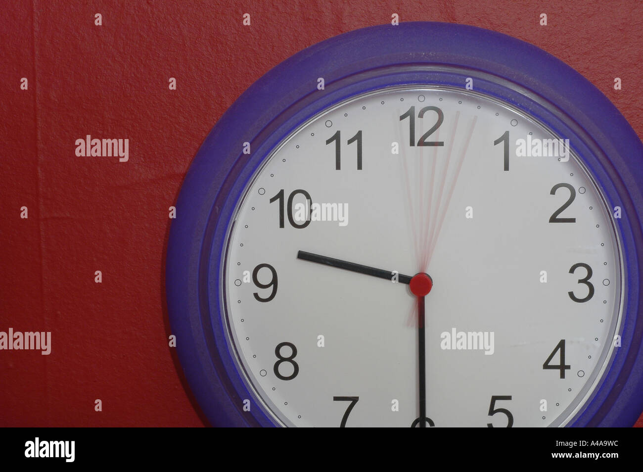 Clock 9.30 hi-res stock photography and images - Alamy