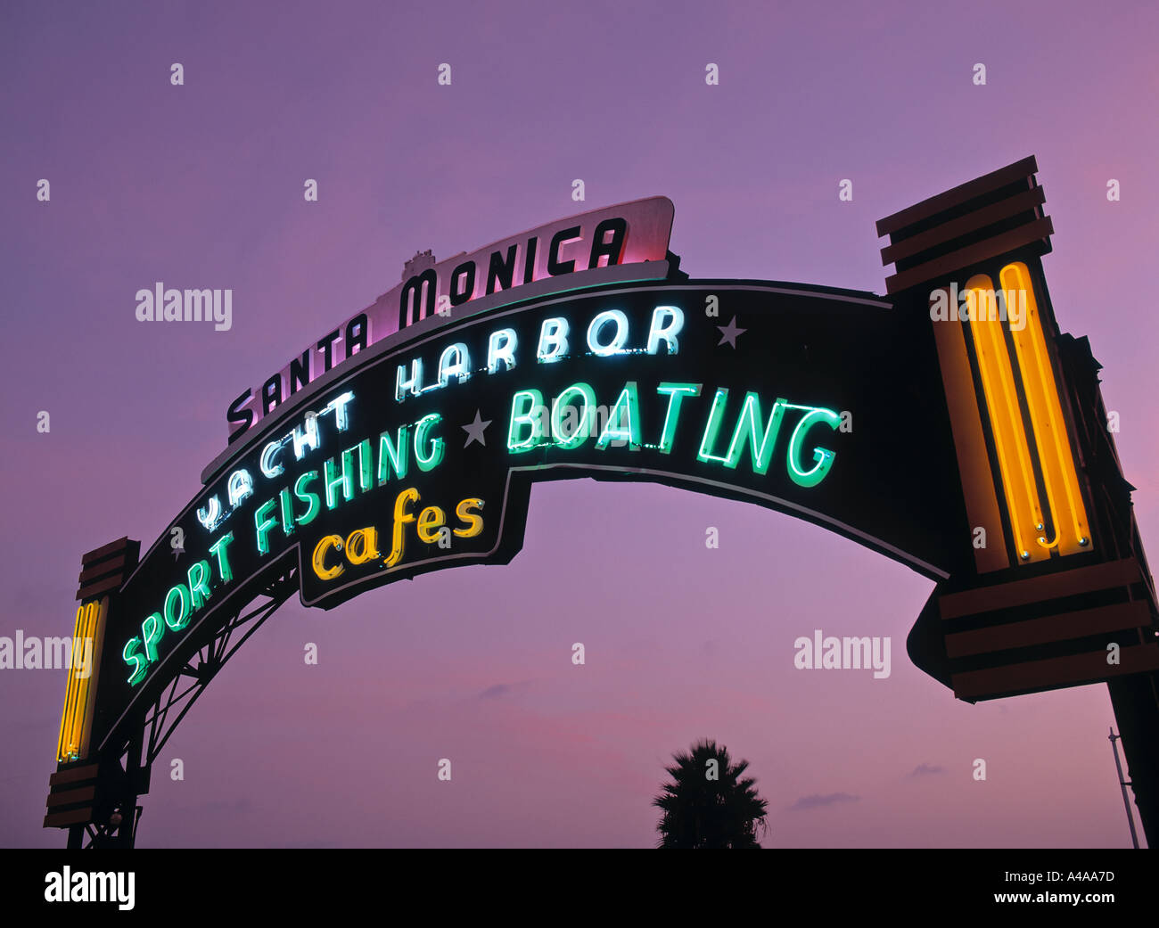 Neon sign santa monica pier hi-res stock photography and images - Alamy