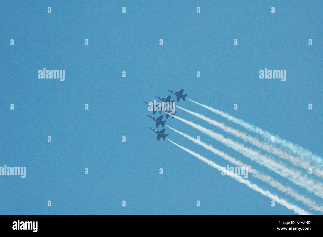 US Navy Blue Angels Aerial Stunt Flight Team Stock Photo - Alamy