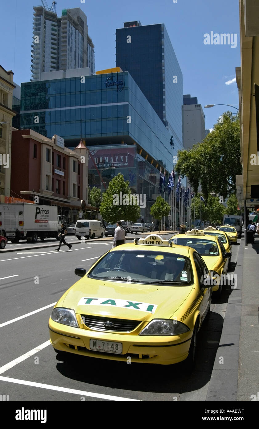 Melbourne taxis hi-res stock photography and images - Alamy