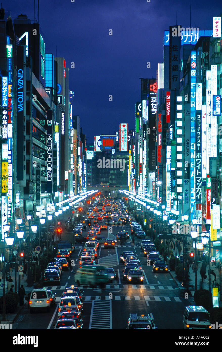 Chuo-Dori Avenue, Ginza, Tokyo, Japan Stock Photo - Alamy