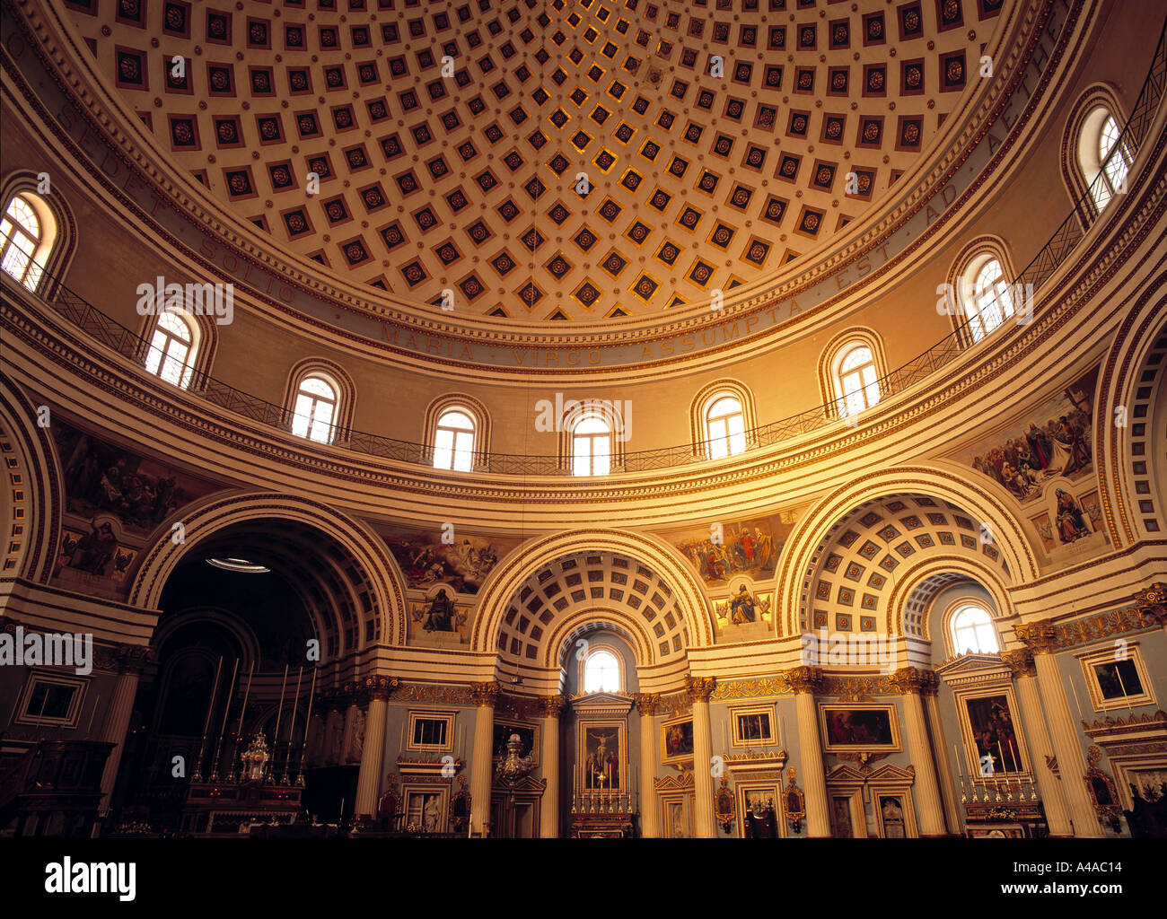 Mosta Church (3rd largest unsupported dome in Europe), Mosta, Malta ...
