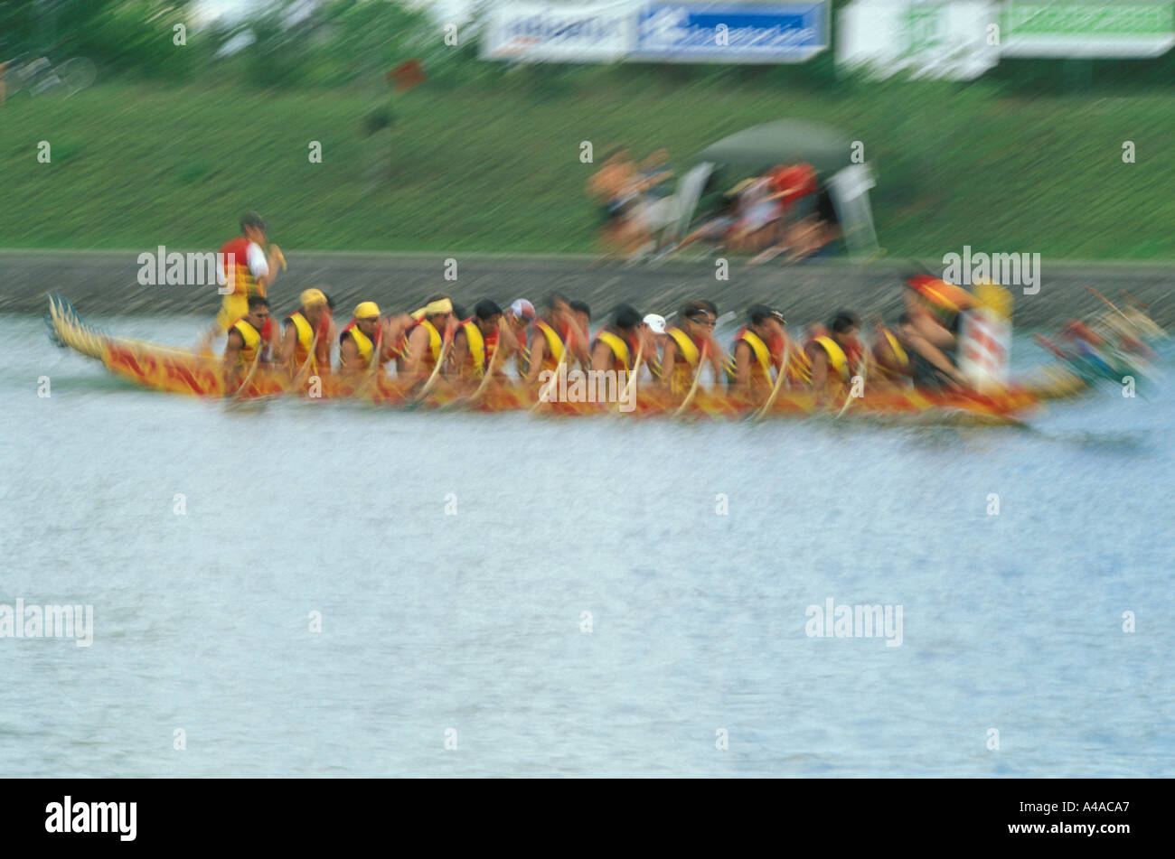 Dragon Boat Race Stock Photo - Alamy