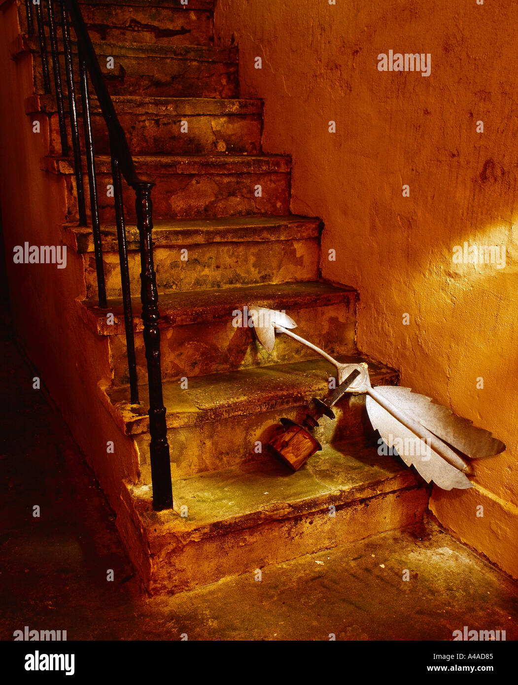 Arrow pointing up stairs Stock Photo - Alamy