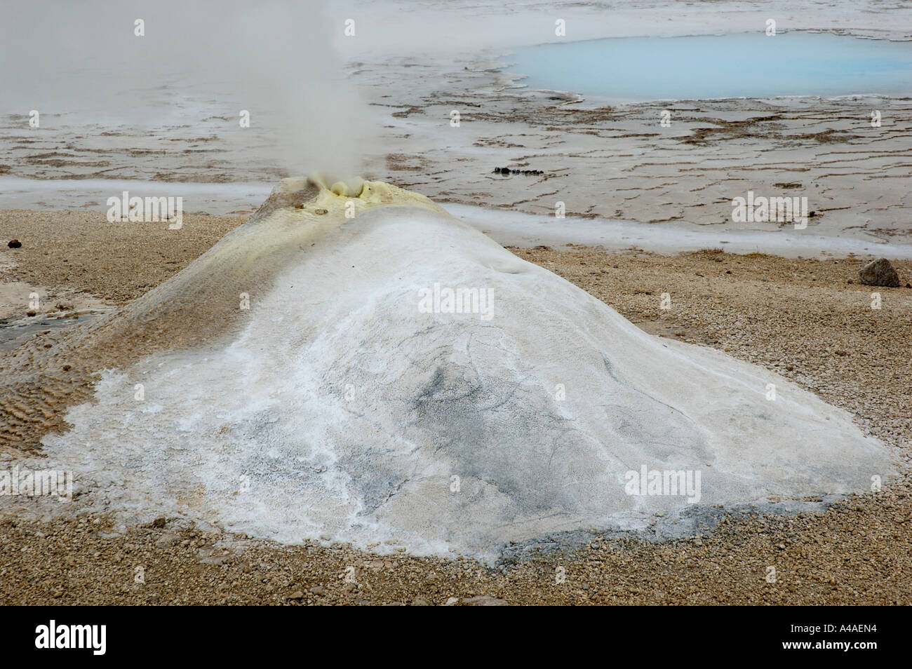 Volcano sinter hi-res stock photography and images - Alamy