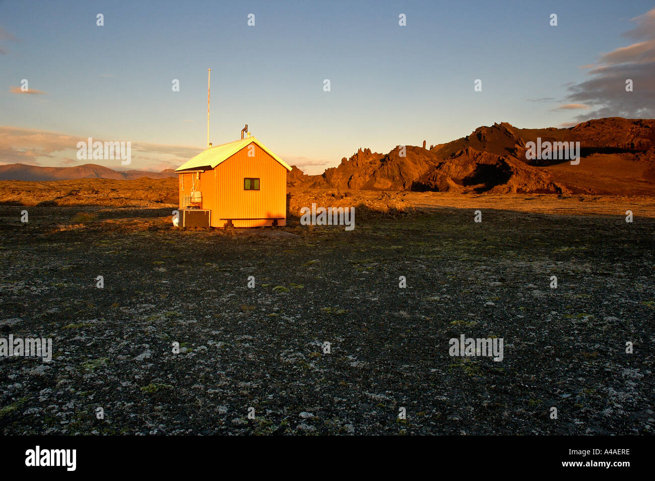 Iceland mountain refuge hi-res stock photography and images - Alamy