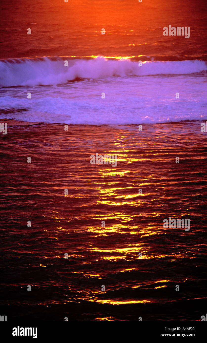 Cook Islands Sun reflection on water Stock Photo - Alamy