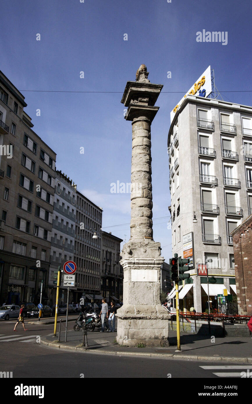 San babila square hi-res stock photography and images - Alamy