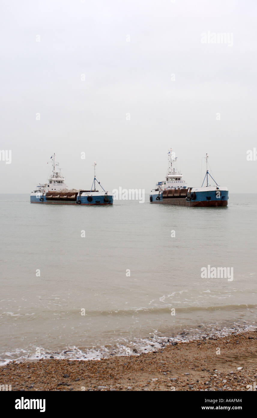 Ore carriers hi-res stock photography and images - Alamy