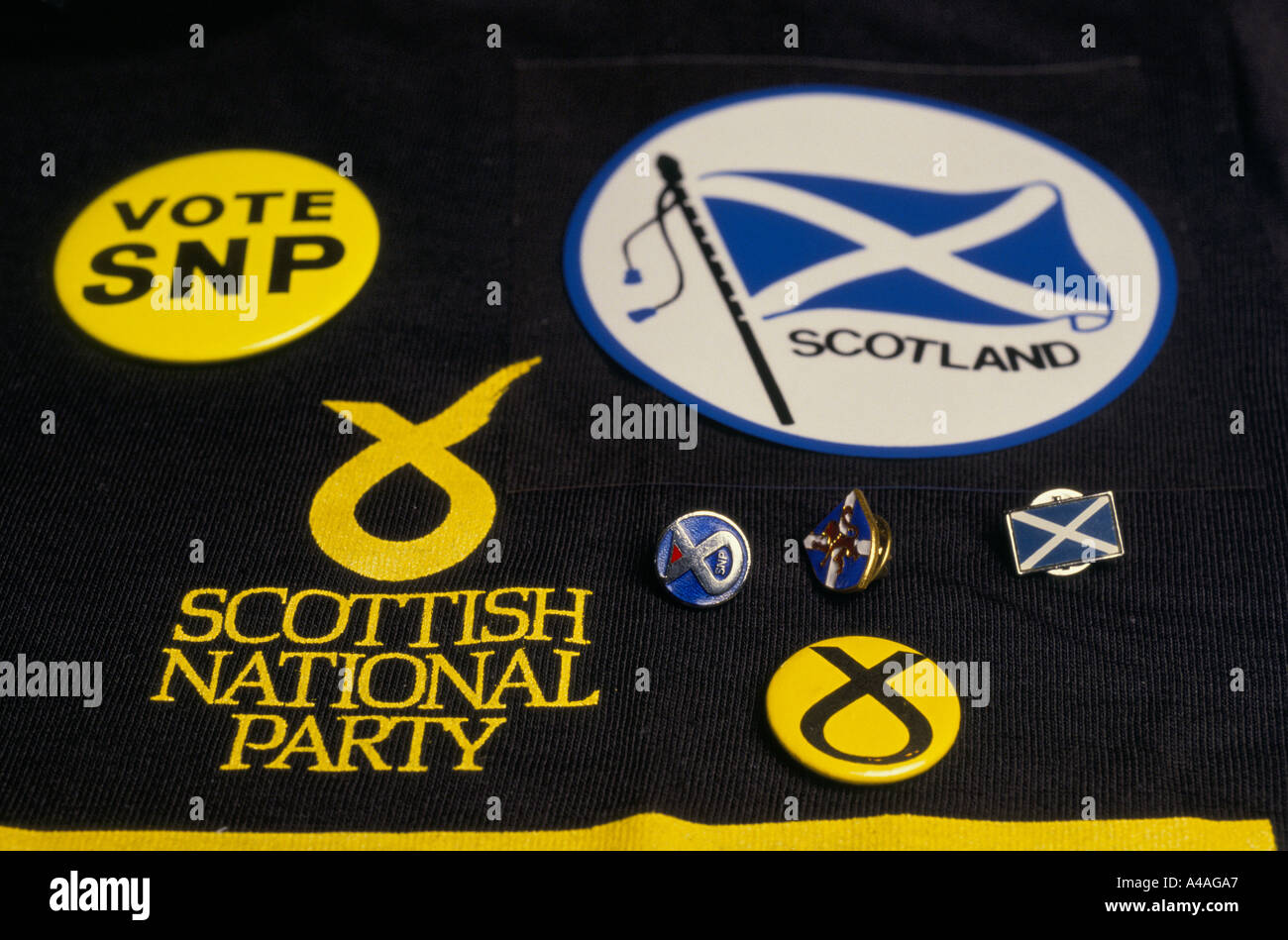 Party badges hi-res stock photography and images - Alamy