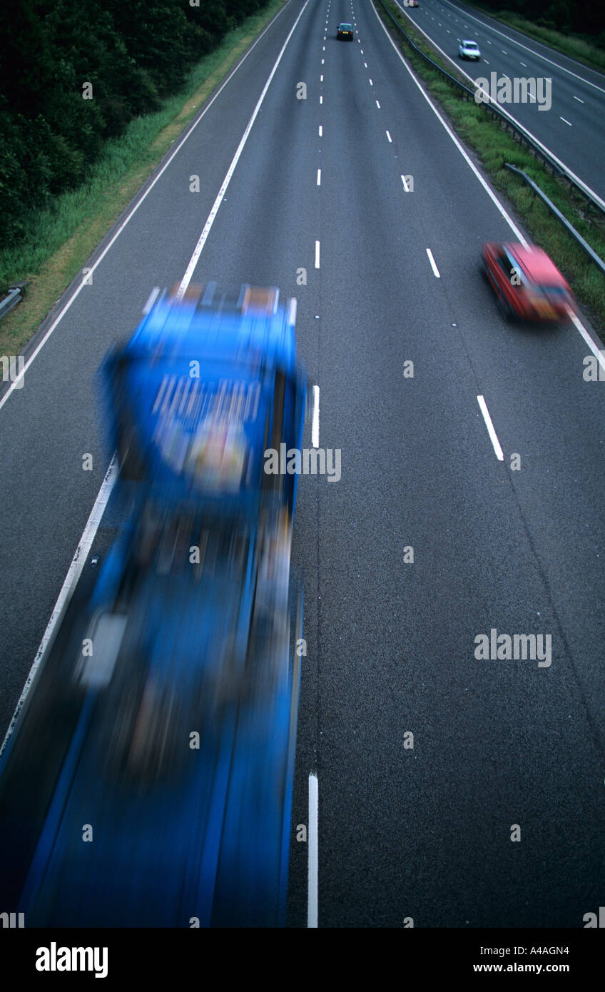 Verticallanes hi-res stock photography and images - Alamy