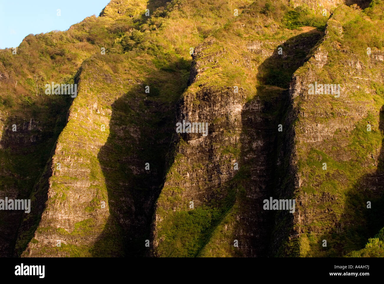 Hawaii, Oahu. Beautiful view of Kualoa Ranch and the Kualoa mountains ...