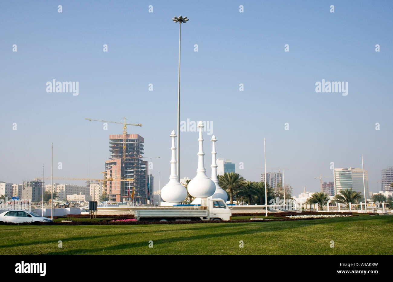 Roundabout in doha qatar hi-res stock photography and images - Alamy