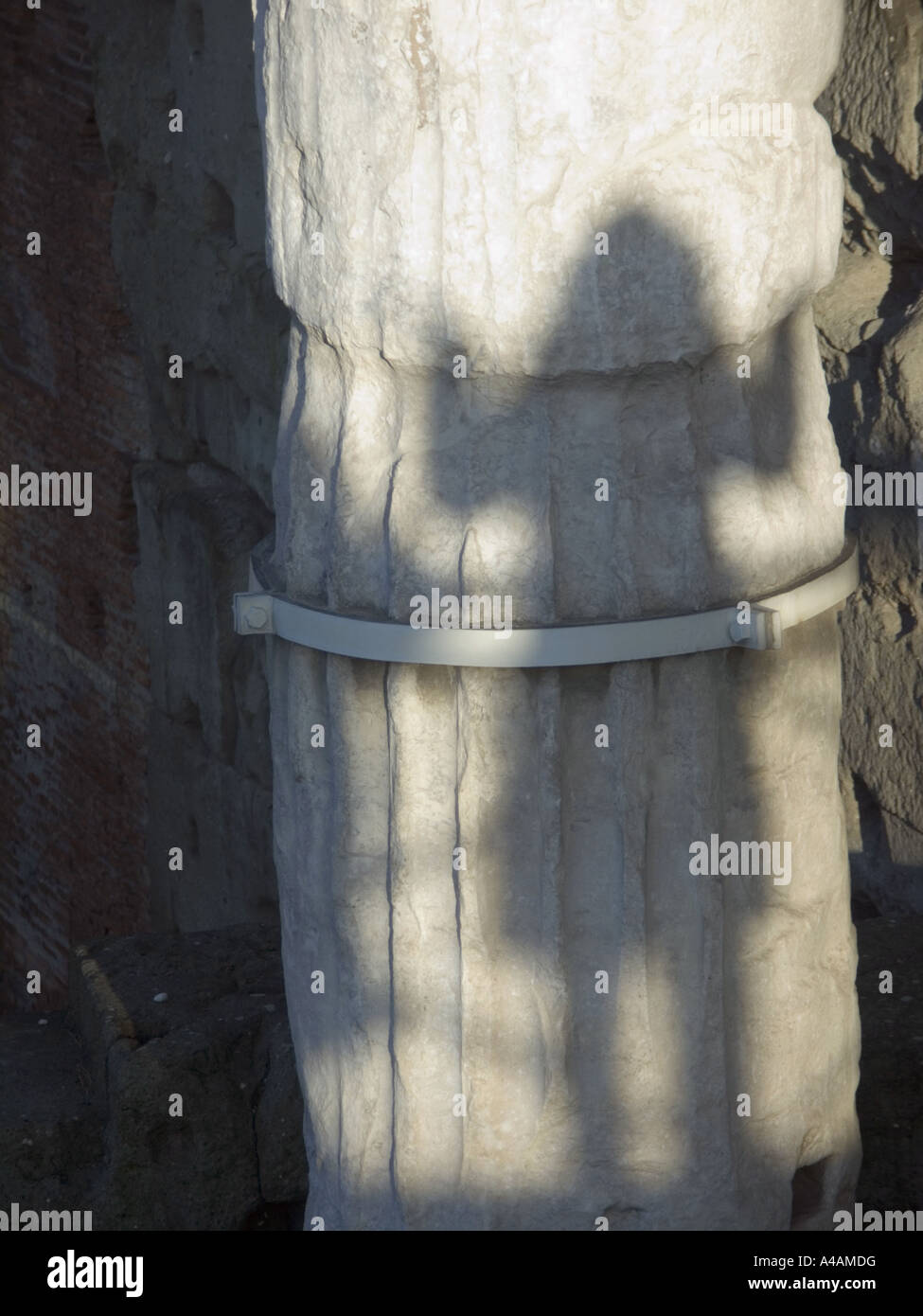 woman shadows on a roman column Stock Photo - Alamy