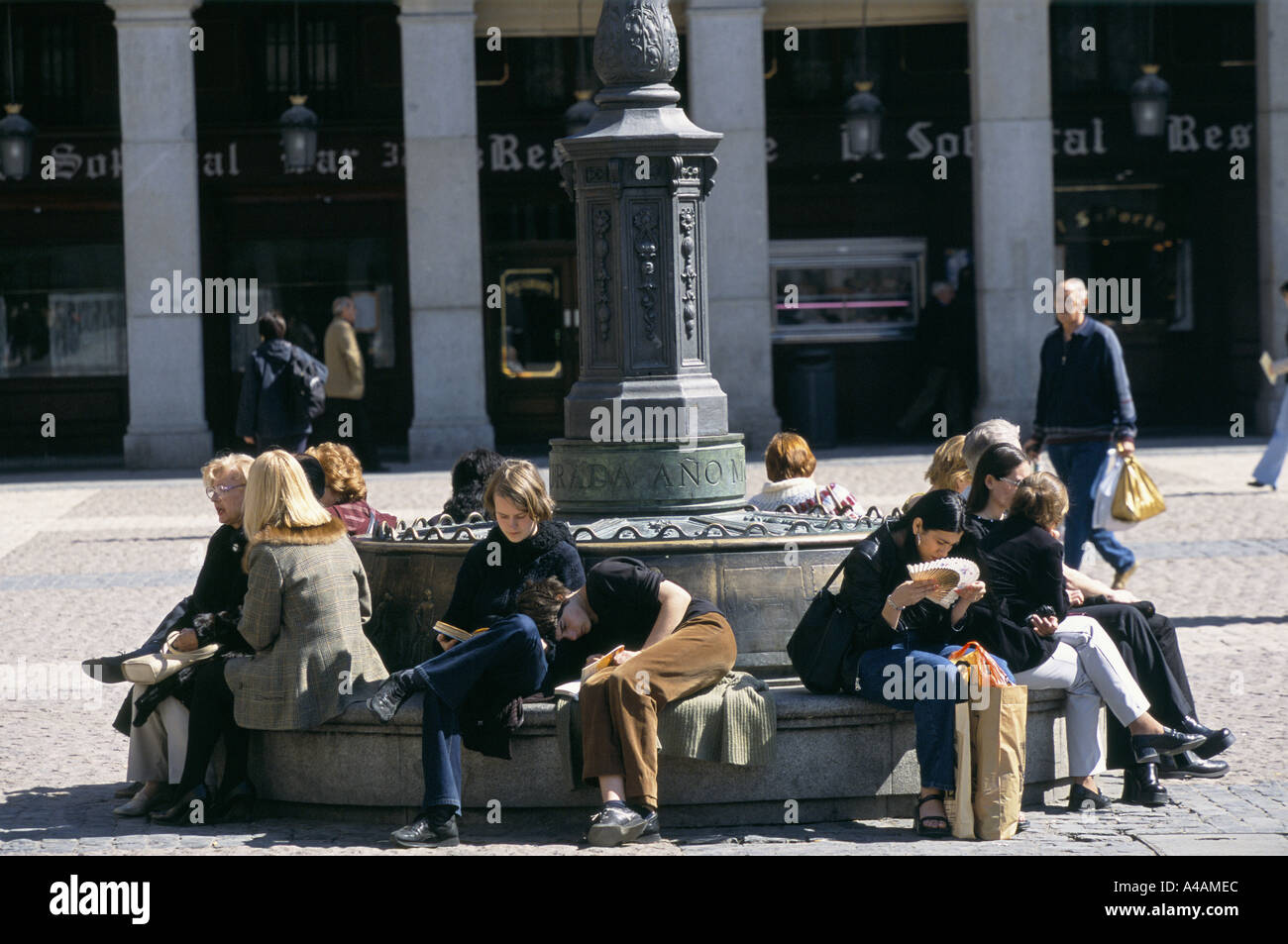 Reading mayor hi-res stock photography and images - Alamy