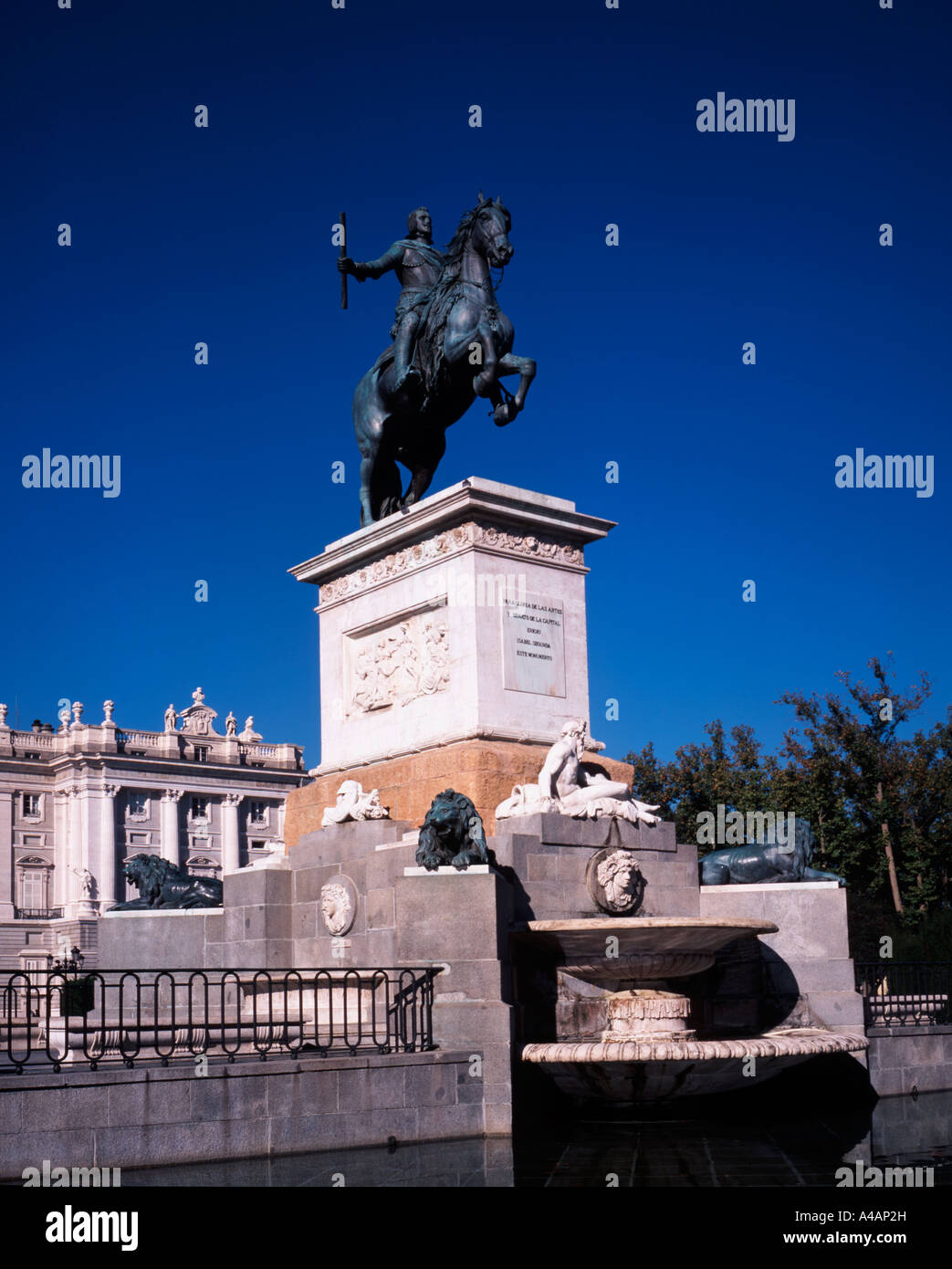 Felipe IV Statue and the Royal Palace (Palacio Real) Madrid Spain Stock ...