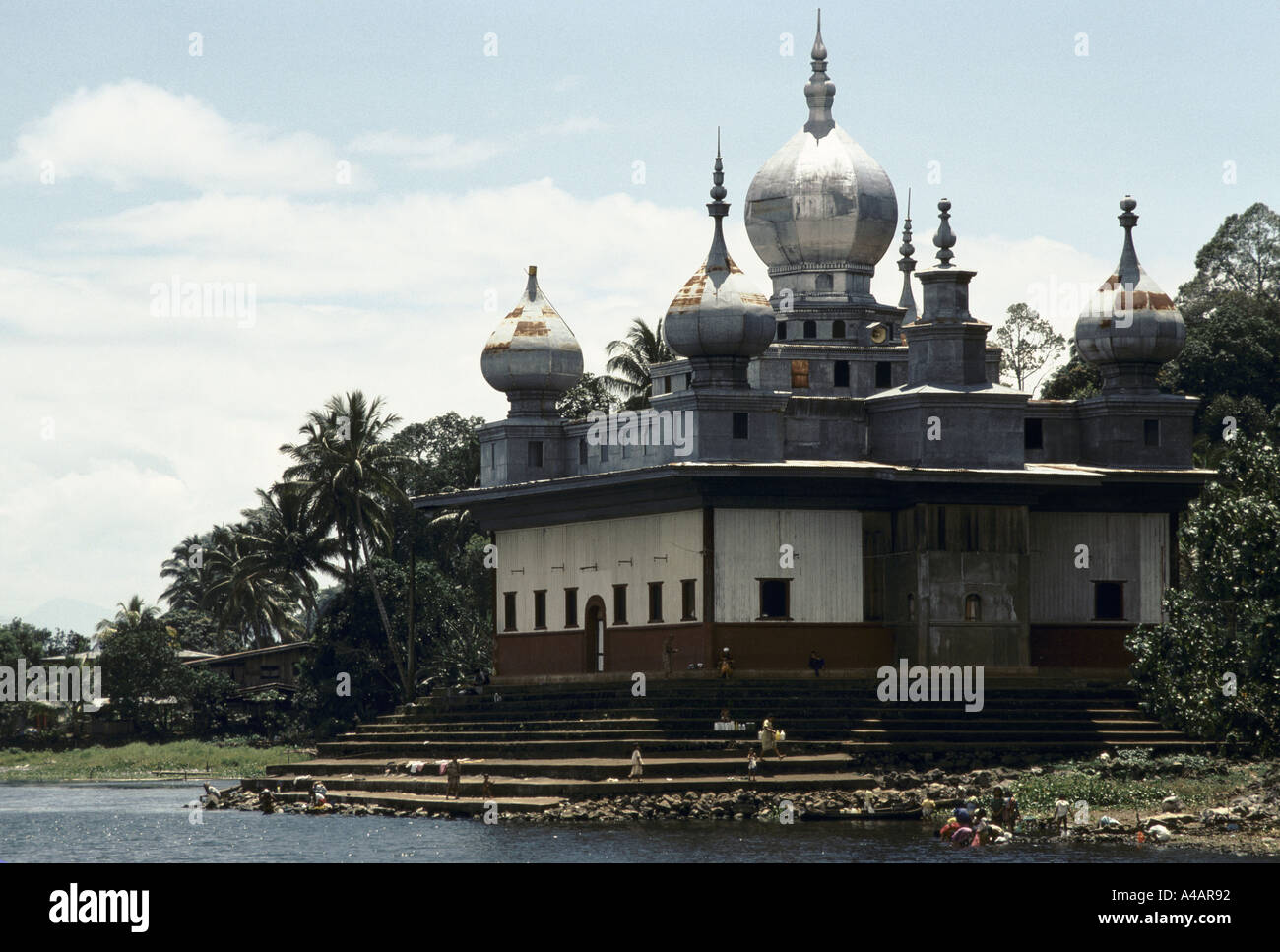 Philippines one of the many mosques on the shores of Lake Lanao, Marawi ...