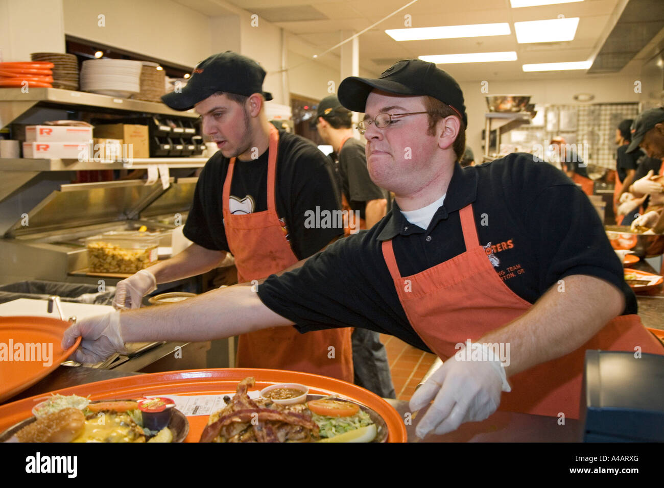 Hooters hi-res stock photography and images - Alamy