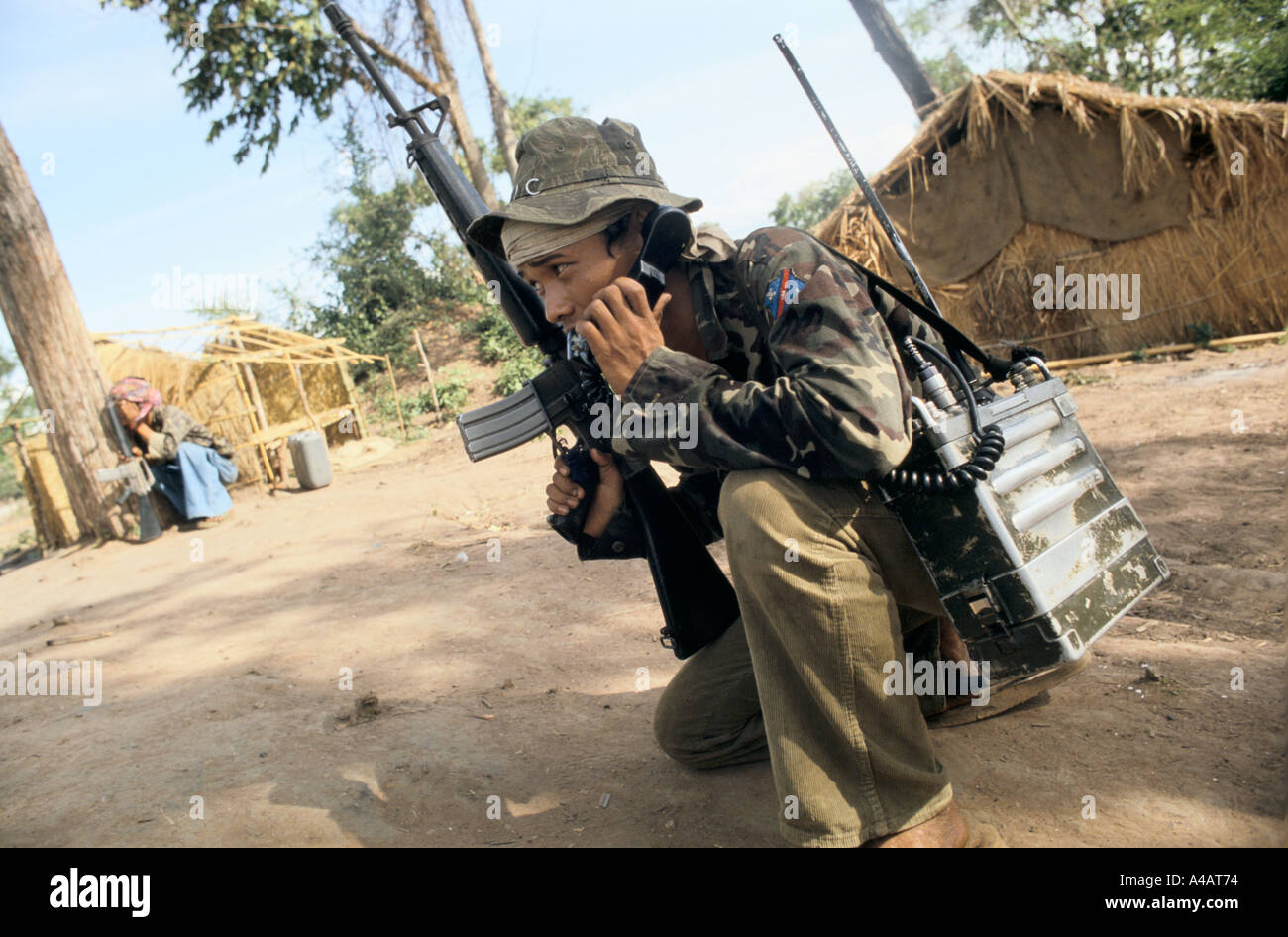 As shooting starts in Nong Samet Cambodian refugee camp between ...