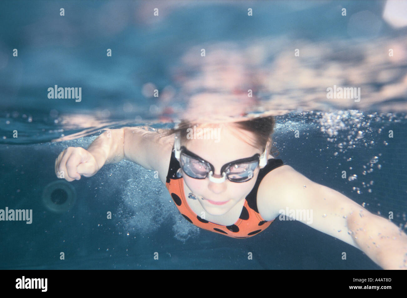 Bromley lido hi-res stock photography and images - Alamy