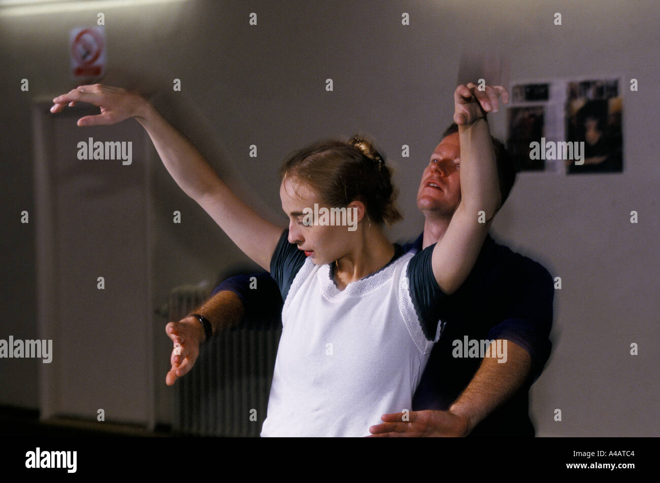 Sarah wildor hi-res stock photography and images - Alamy