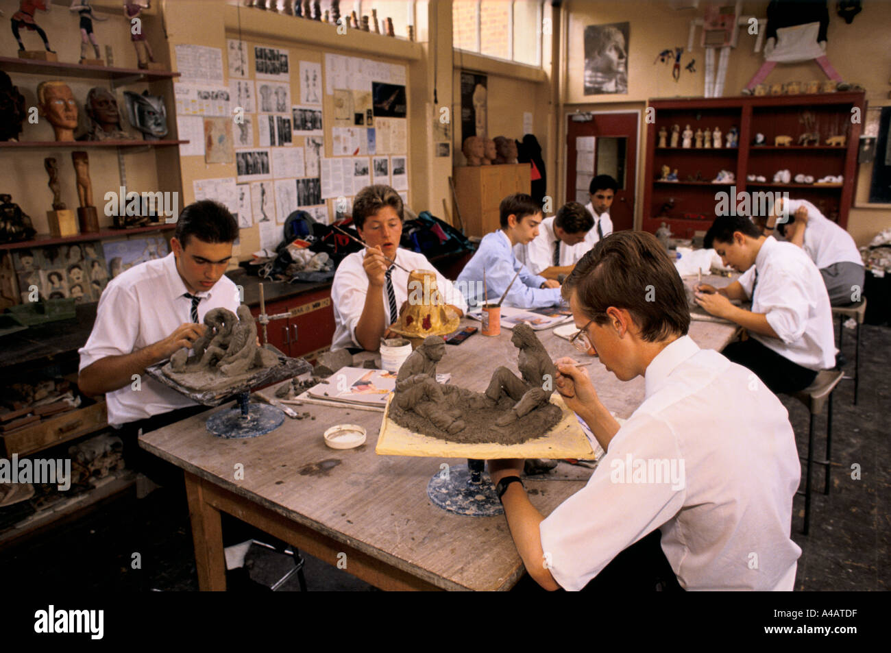SECONDARY SCHOOL ARTS & CRAFTS Stock Photo - Alamy