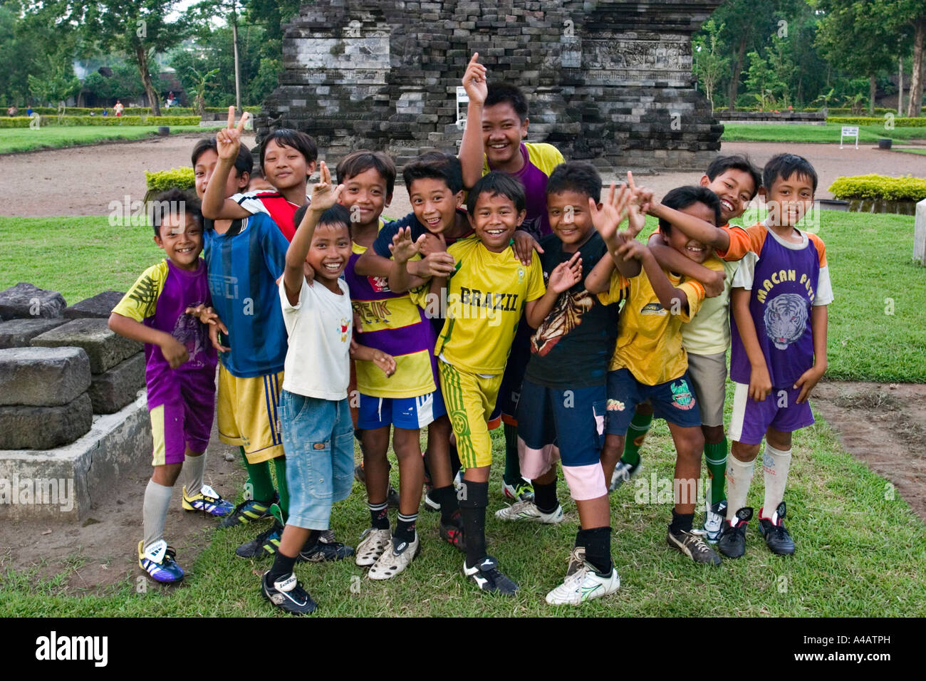 Cute indonesian boys hi-res stock photography and images - Alamy