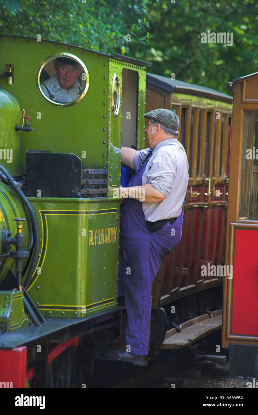 Victorian train hi-res stock photography and images - Alamy