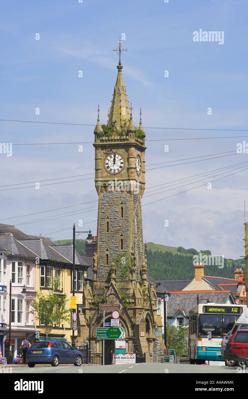 Machynlleth clock tower from Pentrerhedyn towards Penrallt Street Stock ...