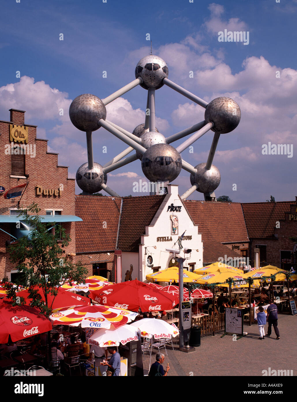 Atomium heysel park hi-res stock photography and images - Alamy